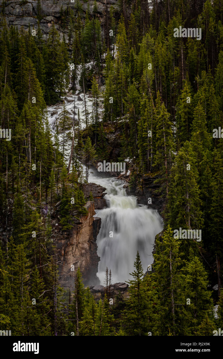 Water Pours Over Beartooth Falls in Absaroska Wilderness Stock Photo ...