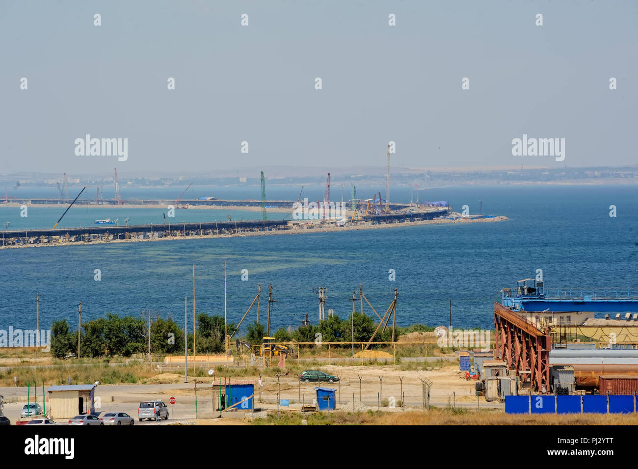 Kerch Strait Bridge Stock Photos & Kerch Strait Bridge Stock Images - Alamy