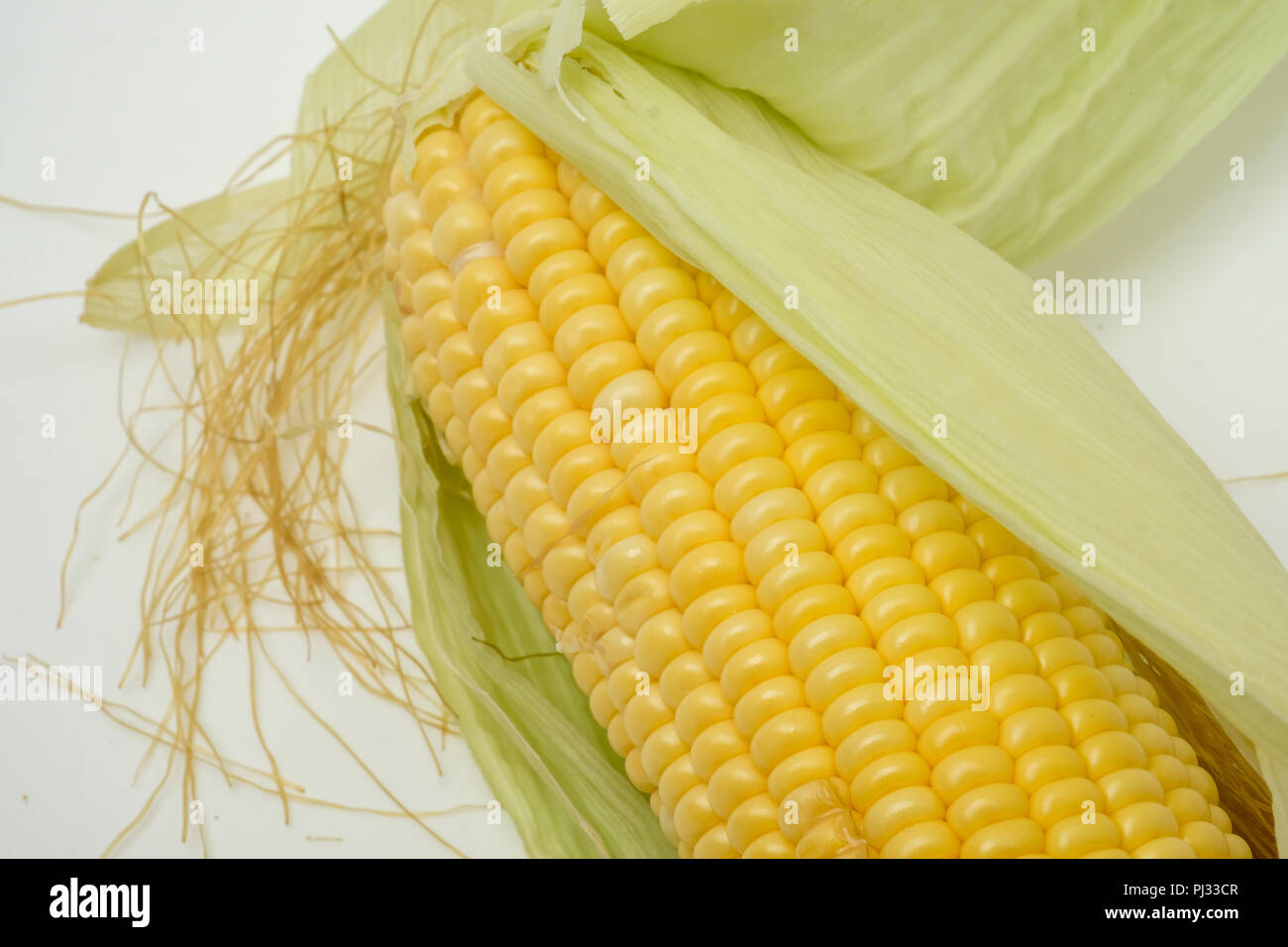 Maize cob pale hi-res stock photography and images - Alamy