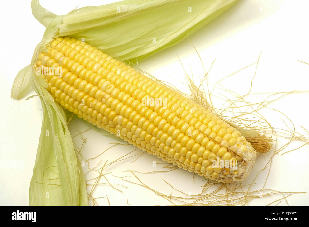 Broken corn kernels hi-res stock photography and images - Alamy