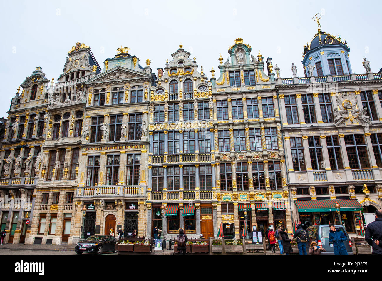 Town hall guild houses brussels hi-res stock photography and images - Alamy