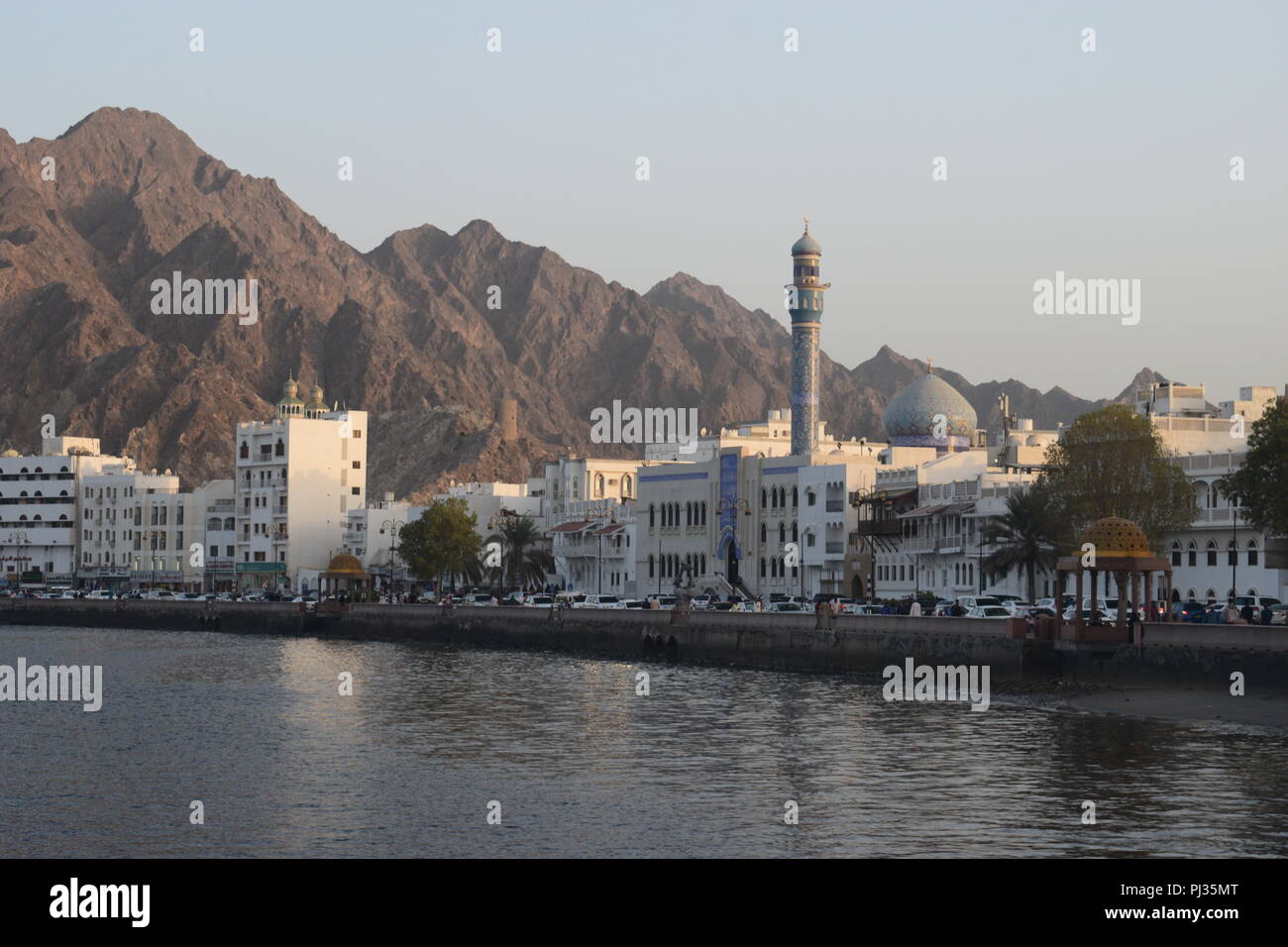 Oman muttrah corniche souk hi-res stock photography and images - Alamy