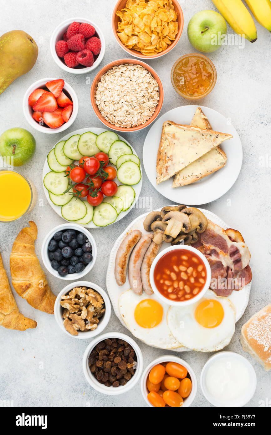 Full english breakfast table hi-res stock photography and images - Alamy