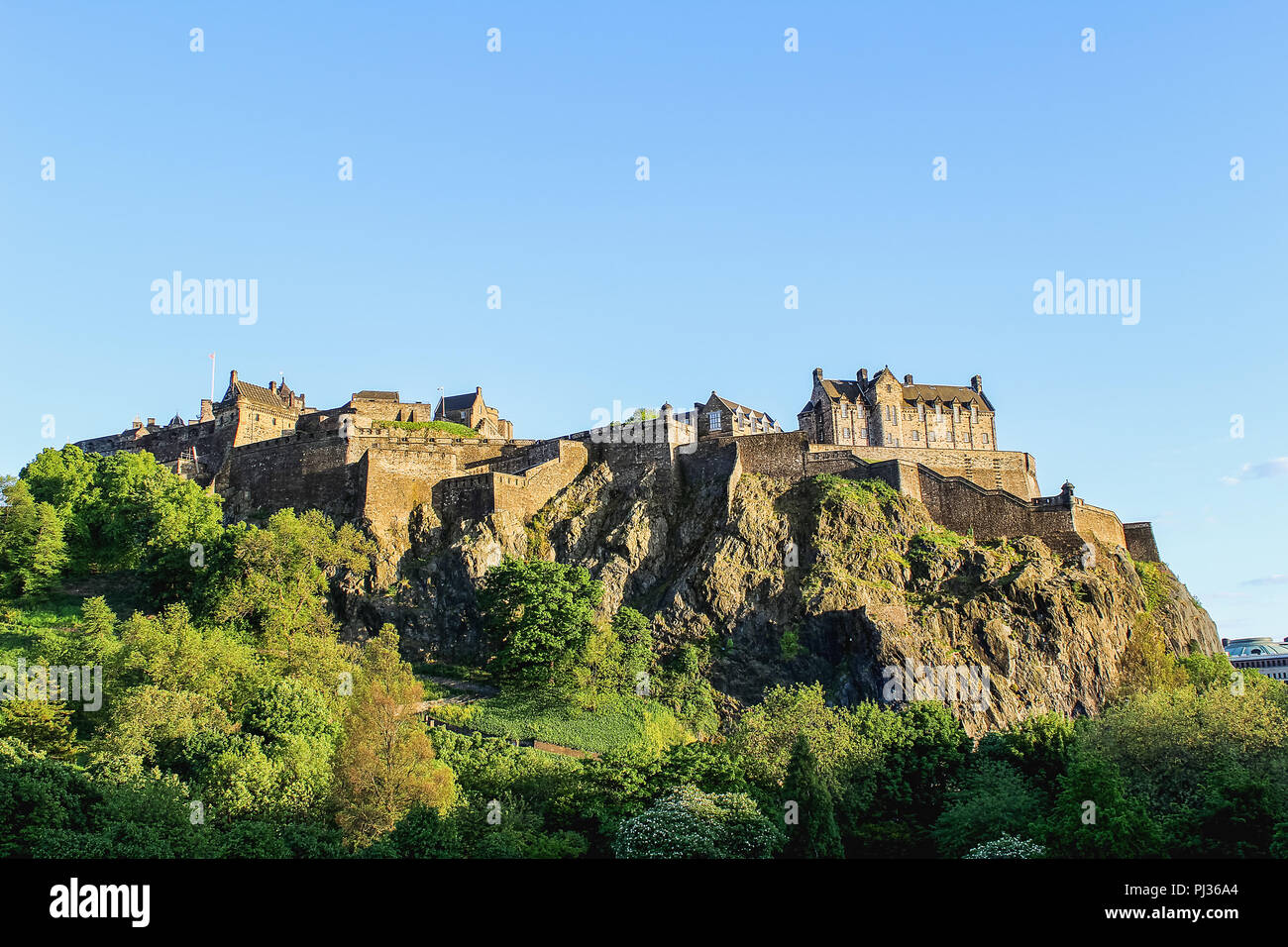 Edinburgh castle tour guide hi-res stock photography and images - Alamy