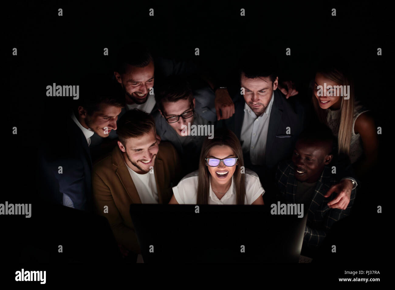 Overtime team hi-res stock photography and images - Alamy