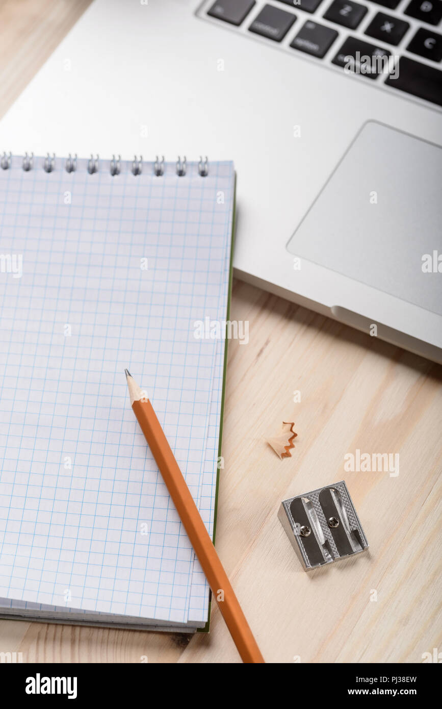 Stationery for drawing in vertical shot Stock Photo - Alamy