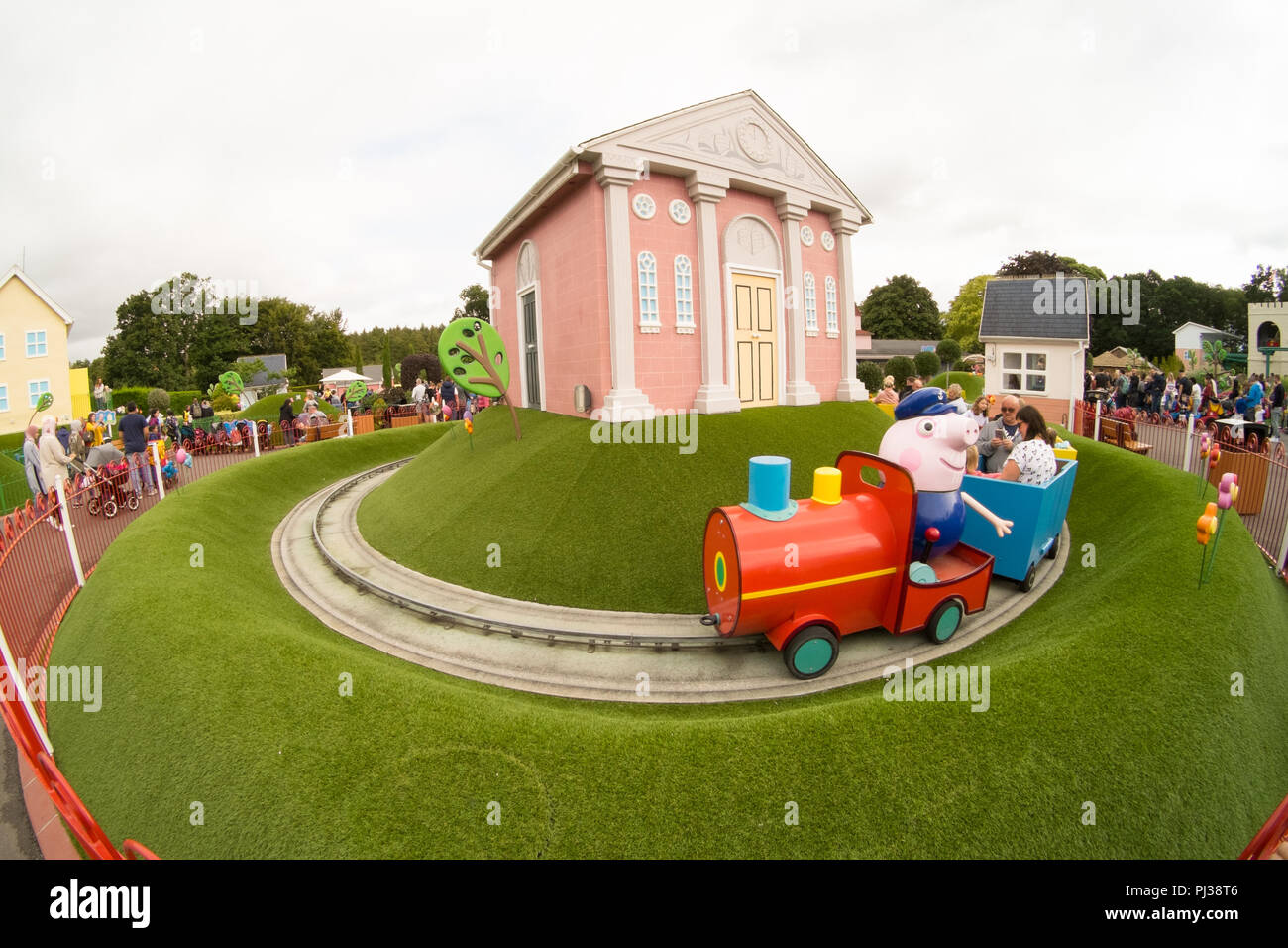 Grandpa Pig's little train ride, Peppa pig world, Paultons park, Romsey ...
