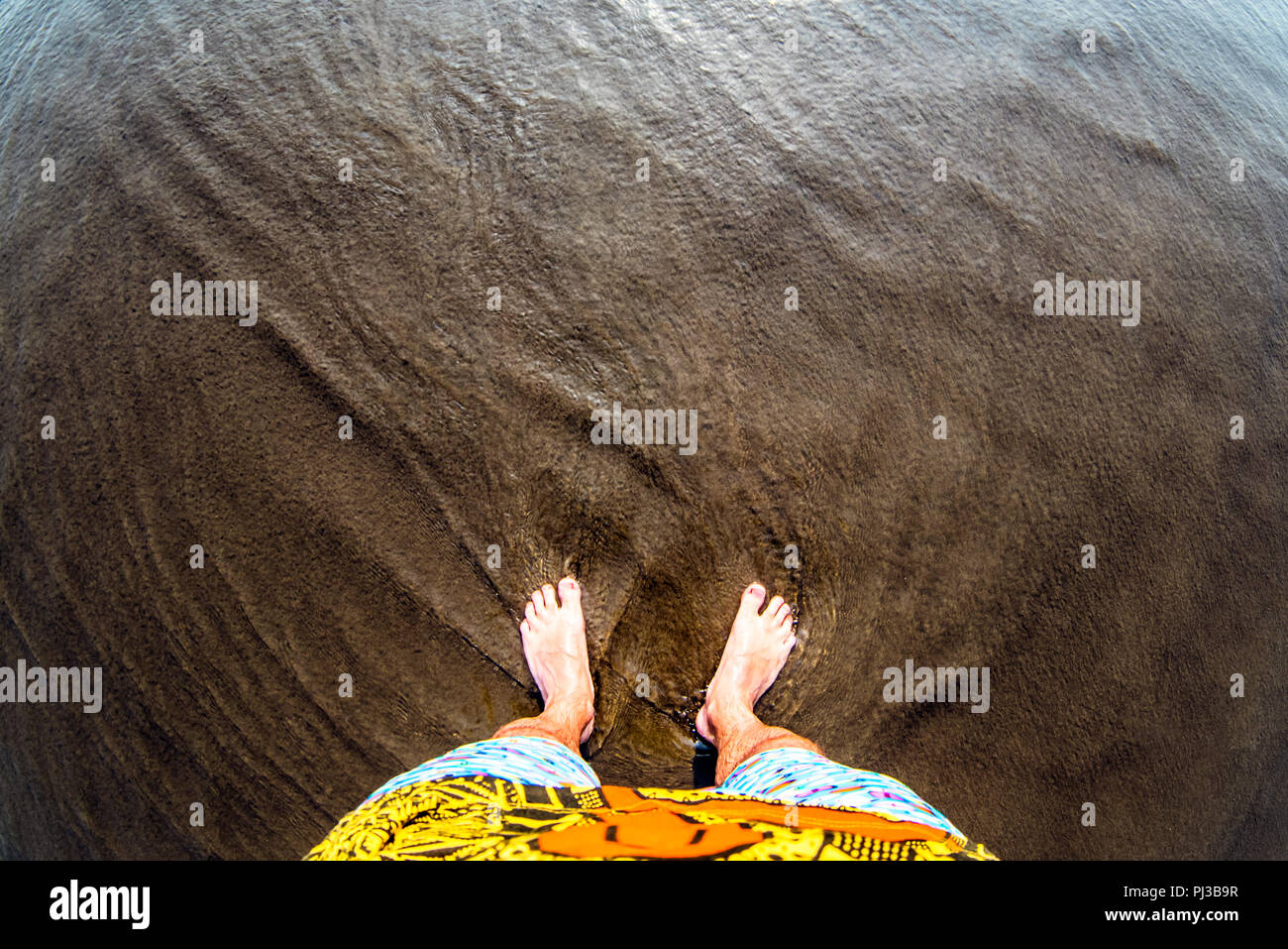 Boy feet at beach hi-res stock photography and images - Alamy