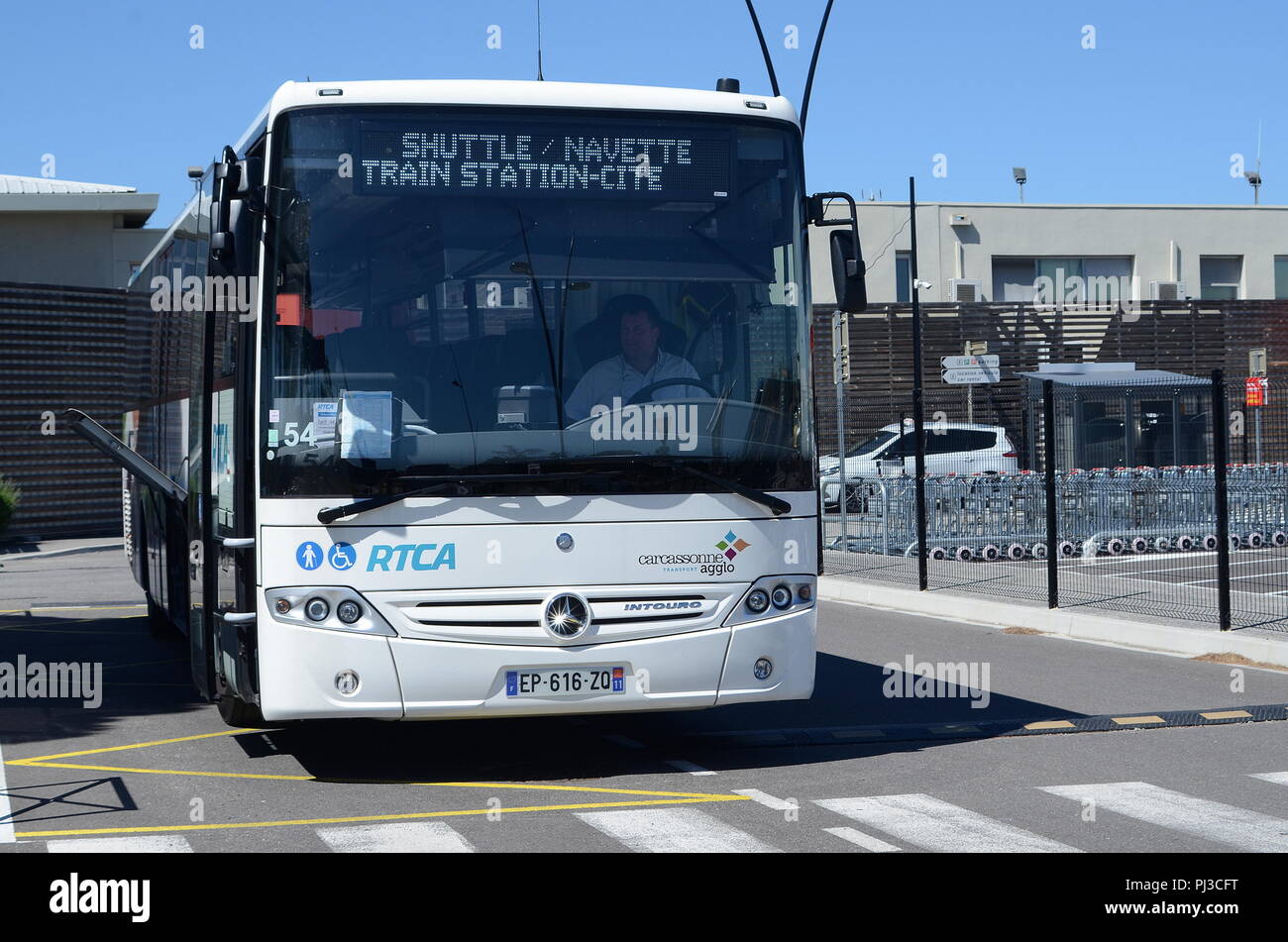 Transdev hi-res stock photography and images - Alamy