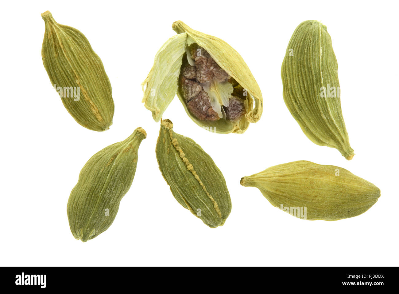 Green cardamom seeds isolated on white background. Top view. lay flat ...