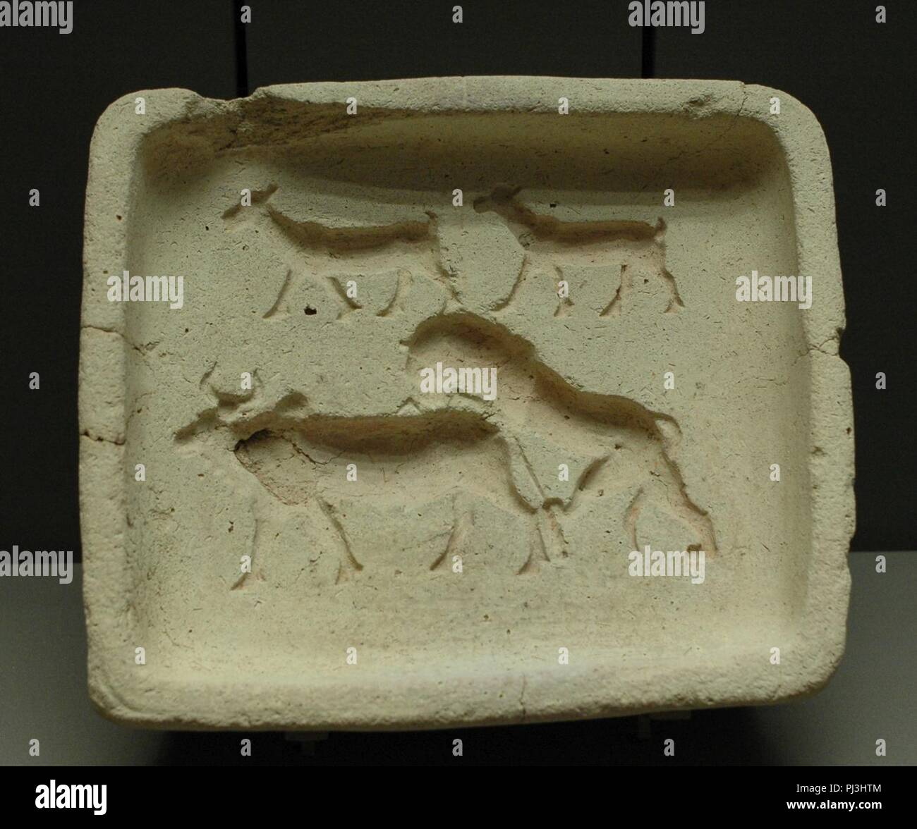 Baking mold Mari Louvre AO18902 Stock Photo - Alamy