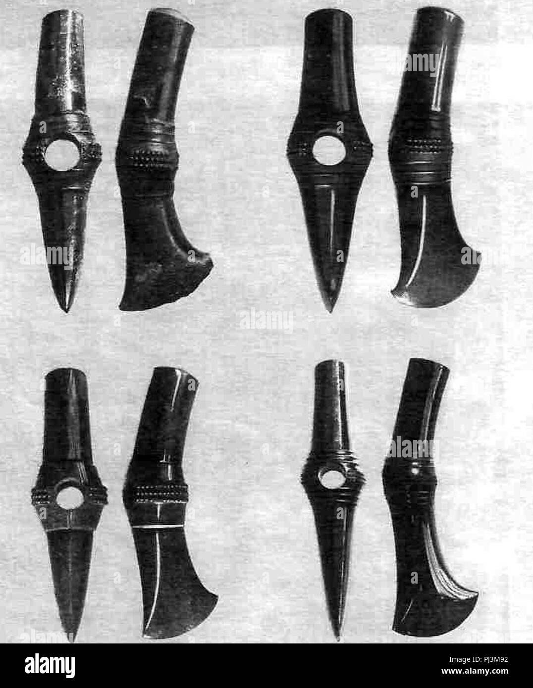 Collection of axes hi-res stock photography and images - Alamy