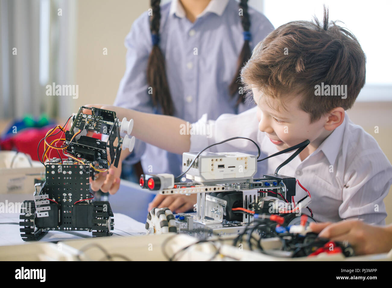 Technical activities for small children. Communication and digital ...