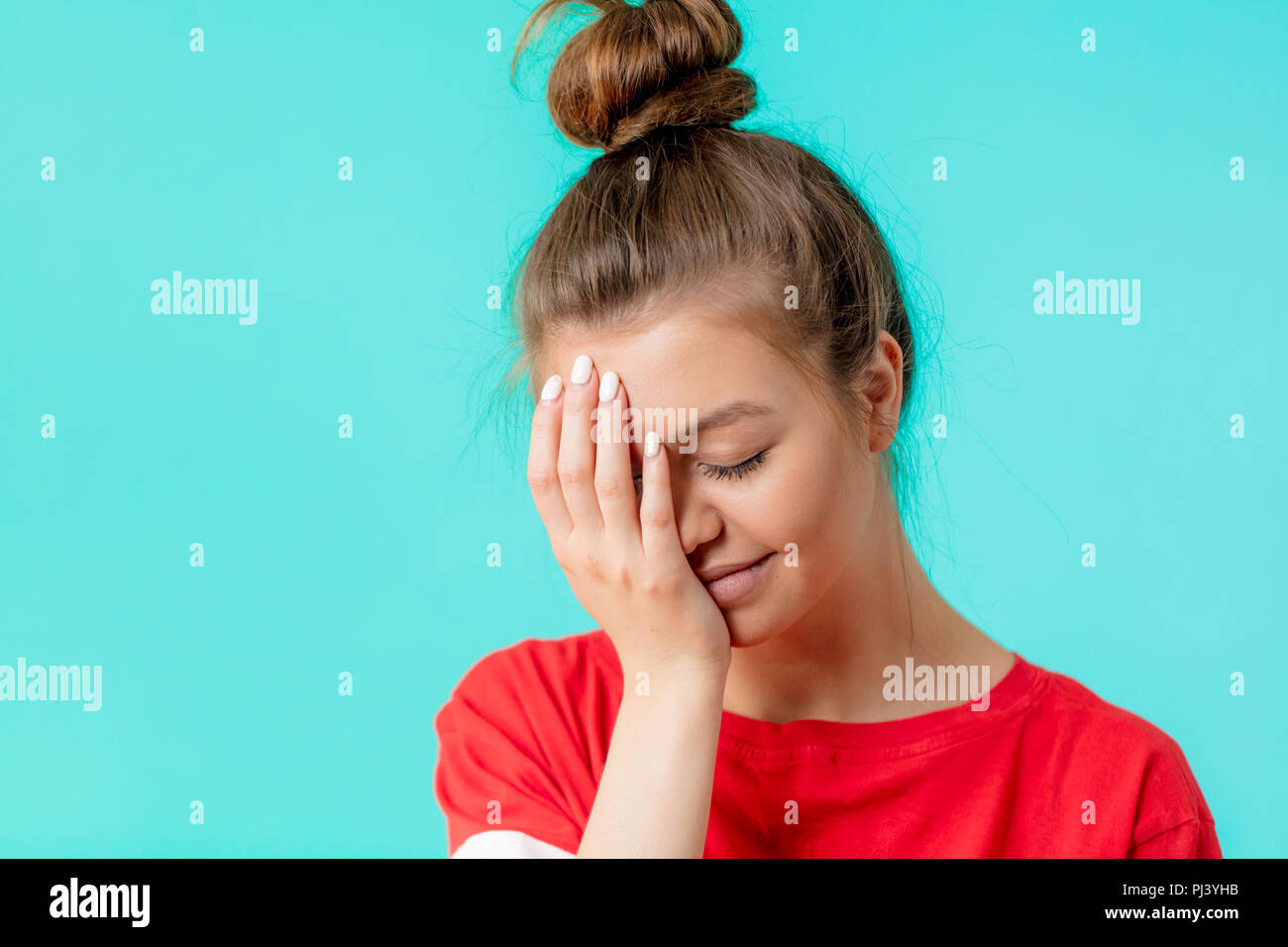 Embarrased hi-res stock photography and images - Alamy