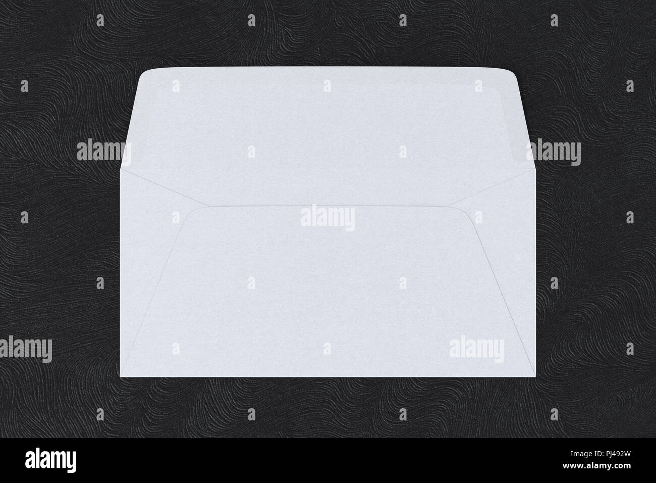 Blank open envelope hi-res stock photography and images - Alamy