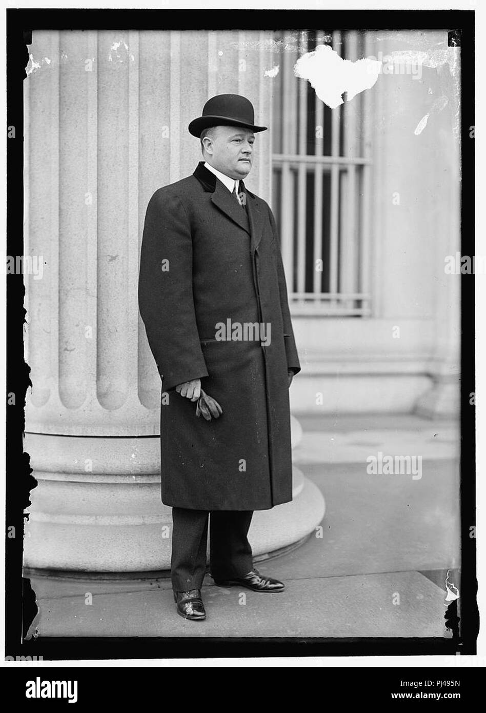 Assistant secretary treasury hi-res stock photography and images - Alamy