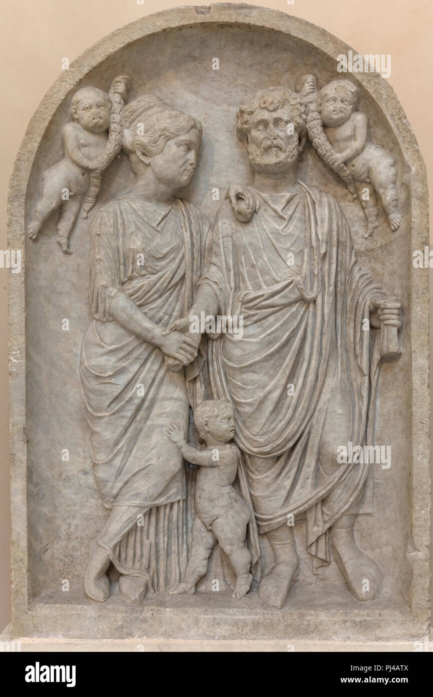 Funerary nich with married couple (2nd century), Roman sculpture ...