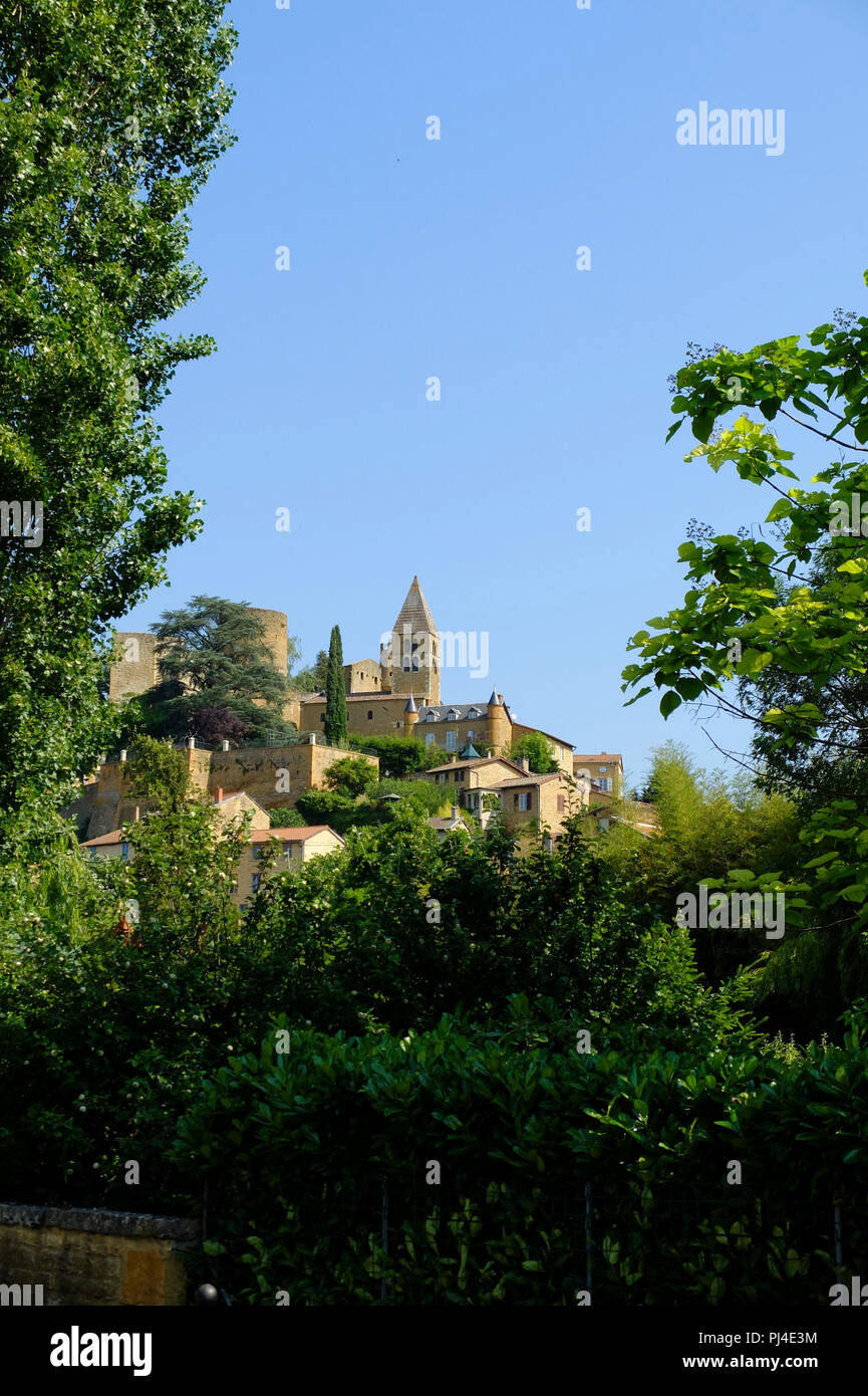 Chatillon (south-eastern France): Town and ruins of the old Chatillon-d ...