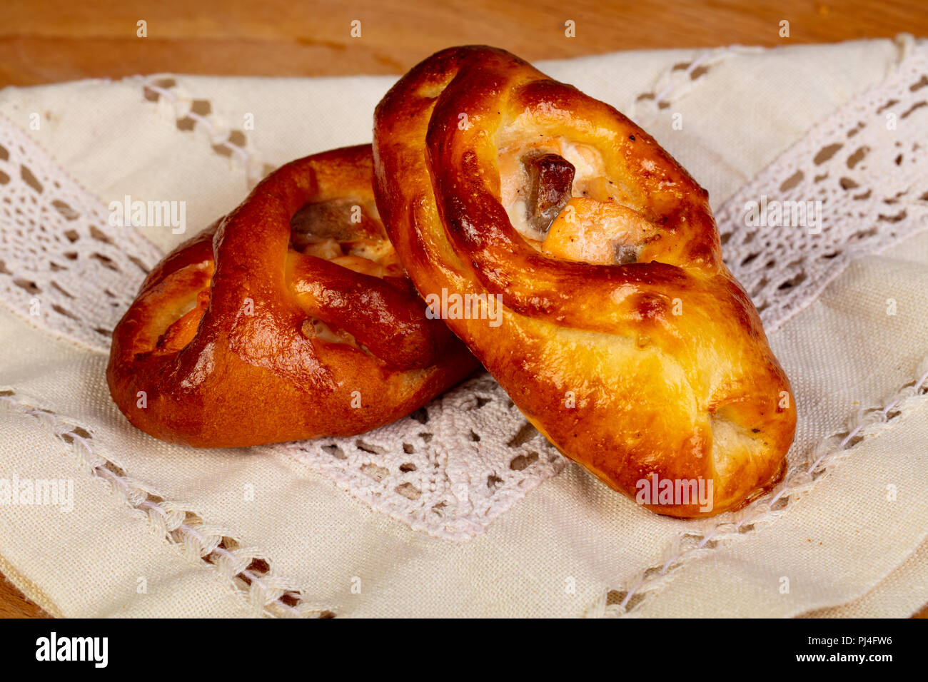 Traditional Russian pastry with meat Stock Photo - Alamy