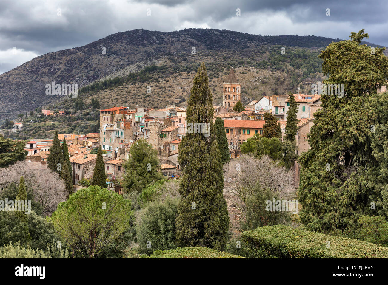 Tivoli landscape, from Villa d'Este, Tivoli, Lazio, Italy Stock Photo ...
