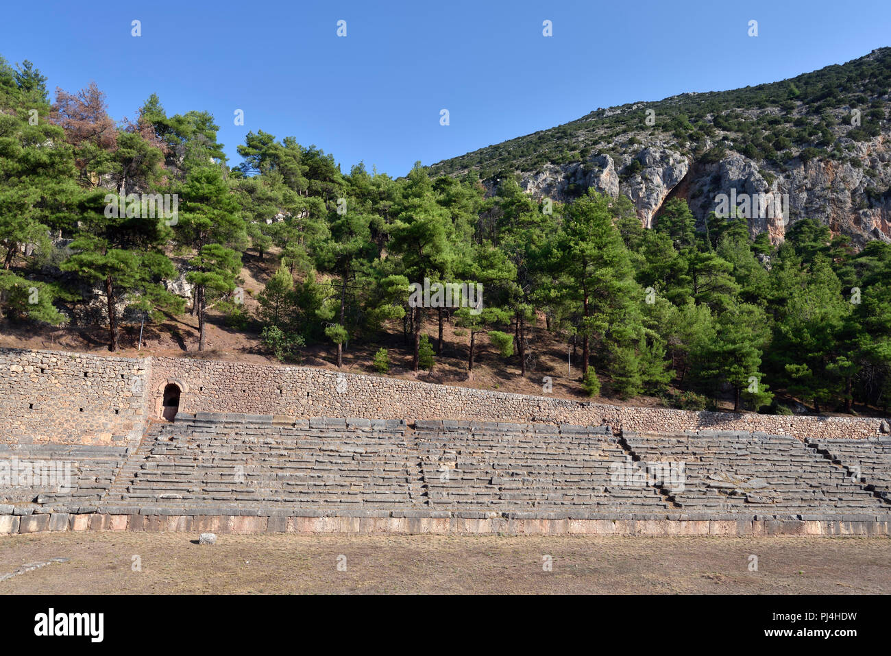 Ancient stadium of delphi hi-res stock photography and images - Alamy
