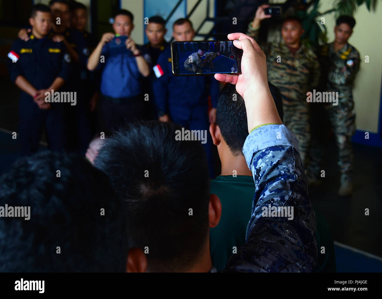 Handcuffing techniques hi-res stock photography and images - Alamy