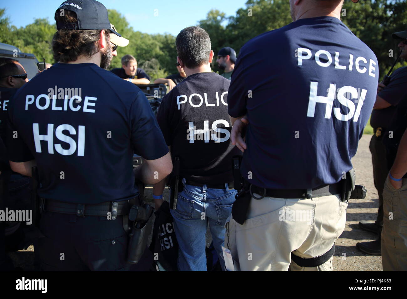 ICE executes federal criminal search warrants in North Texas Stock ...