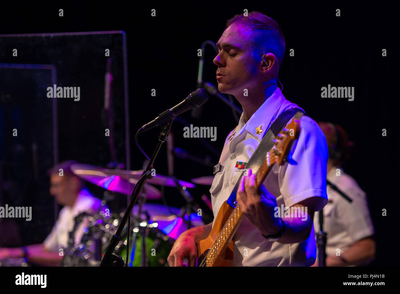 180830-N-NW255-1201 FRANKLIN, N.C. (Aug. 30, 2018) Musician 1st Class ...
