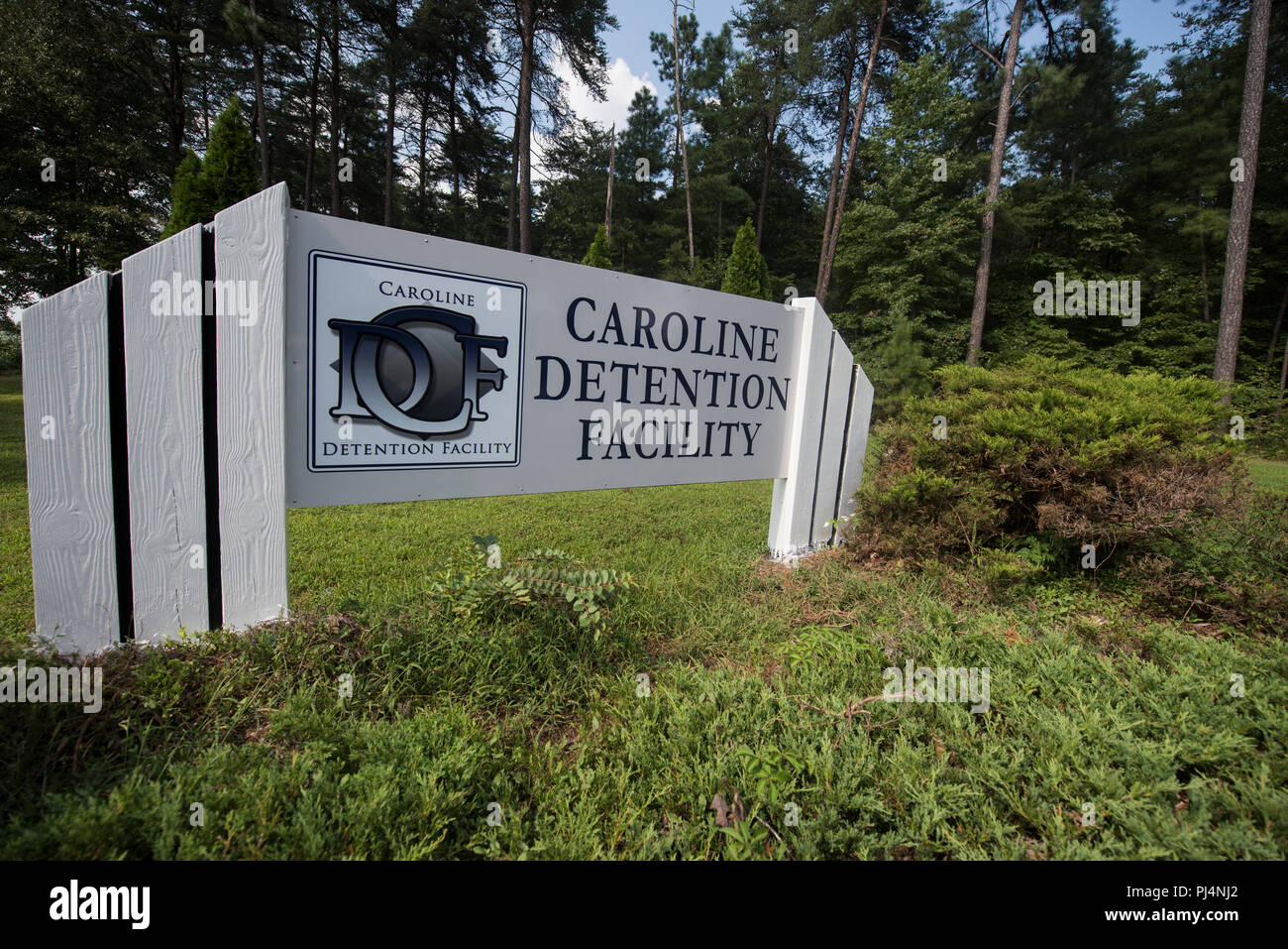 Photos of new ICE IGSA Caroline Detention Facility outside Bowling ...