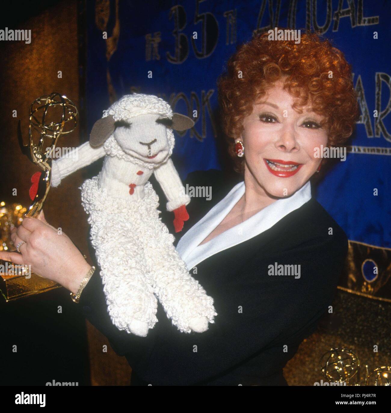 Shari lewis hi-res stock photography and images - Alamy