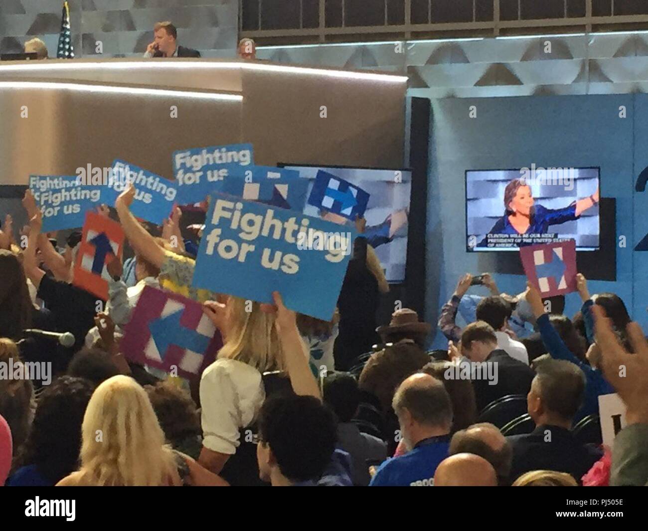 Barbara boxer hi-res stock photography and images - Alamy