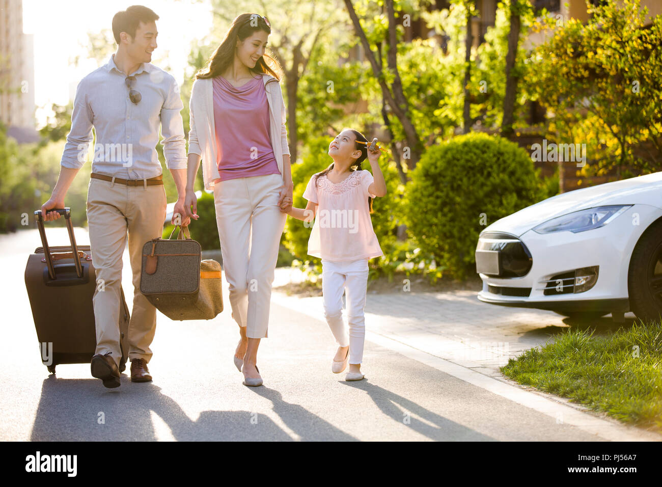 Indian family vacation activity hi-res stock photography and images - Alamy