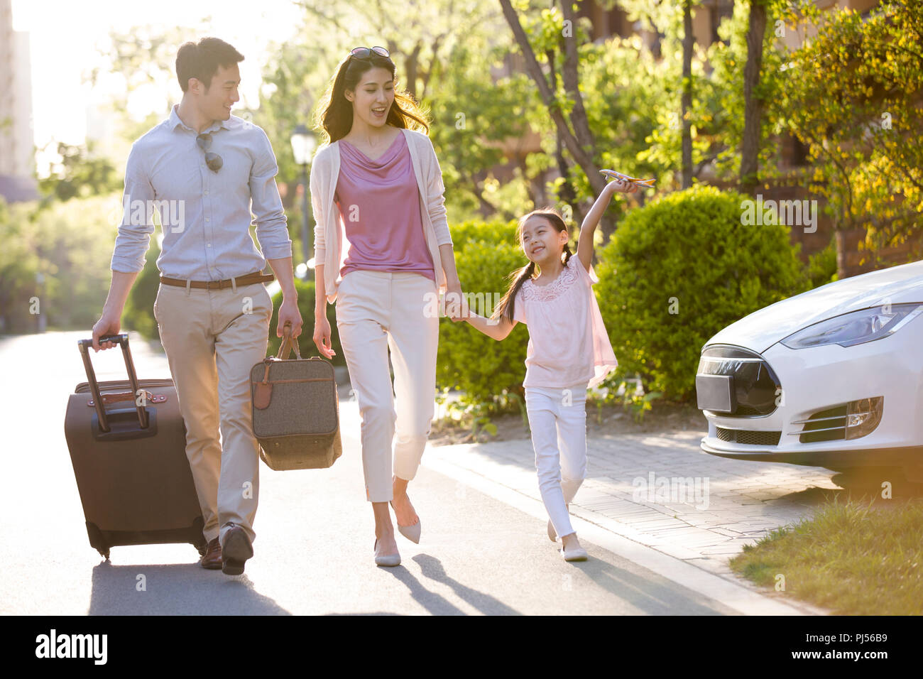 Indian family vacation activity hi-res stock photography and images - Alamy