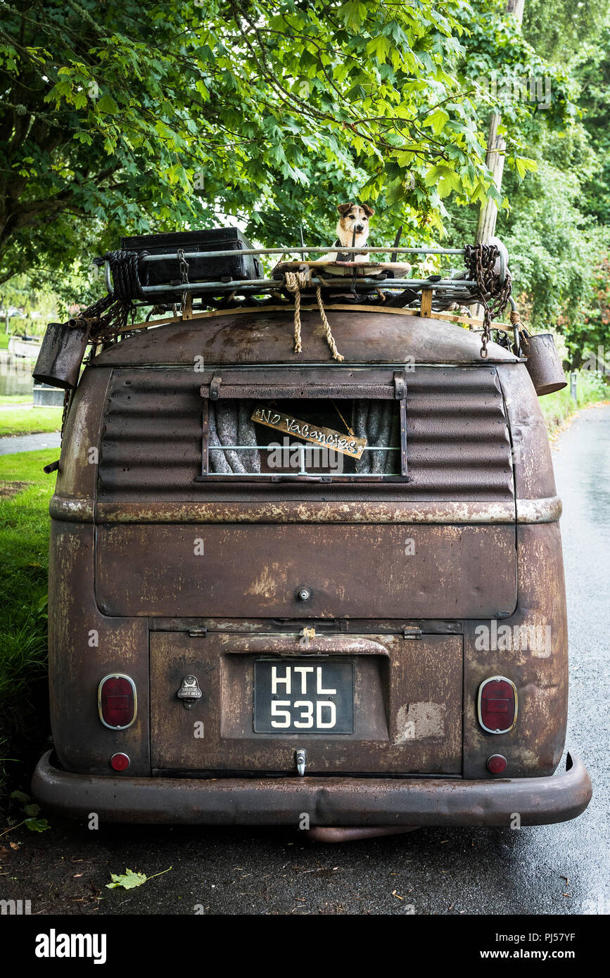 Rat look volkswagen camper van hi-res stock photography and images - Alamy
