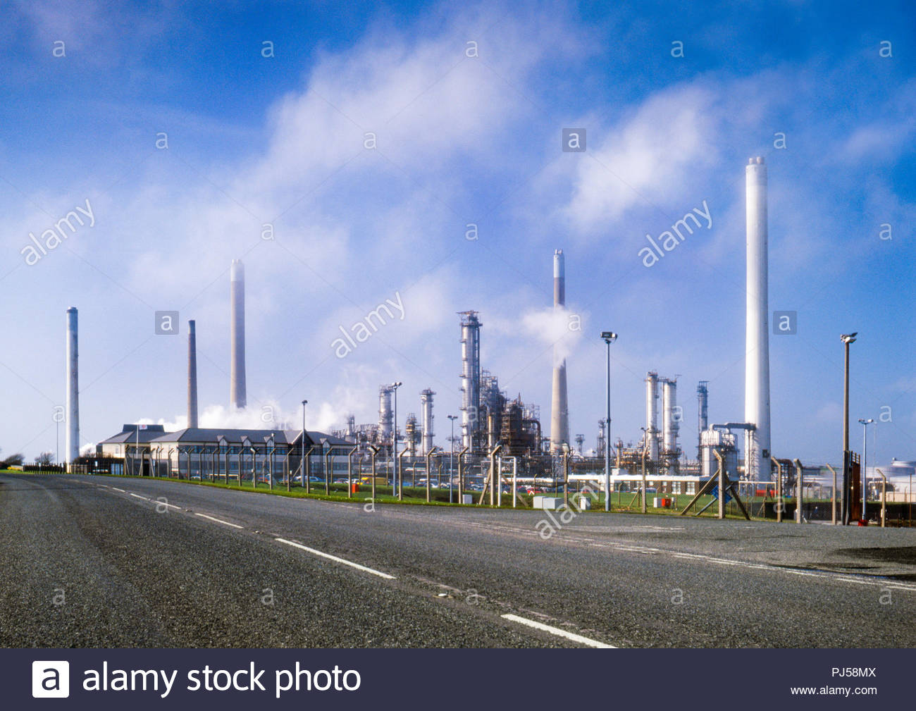 Valero Oil Refinery High Resolution Stock Photography and Images - Alamy