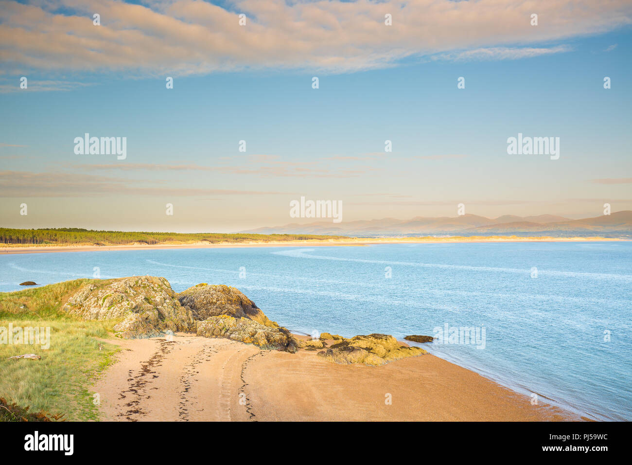 Anglesey beaches hi-res stock photography and images - Alamy