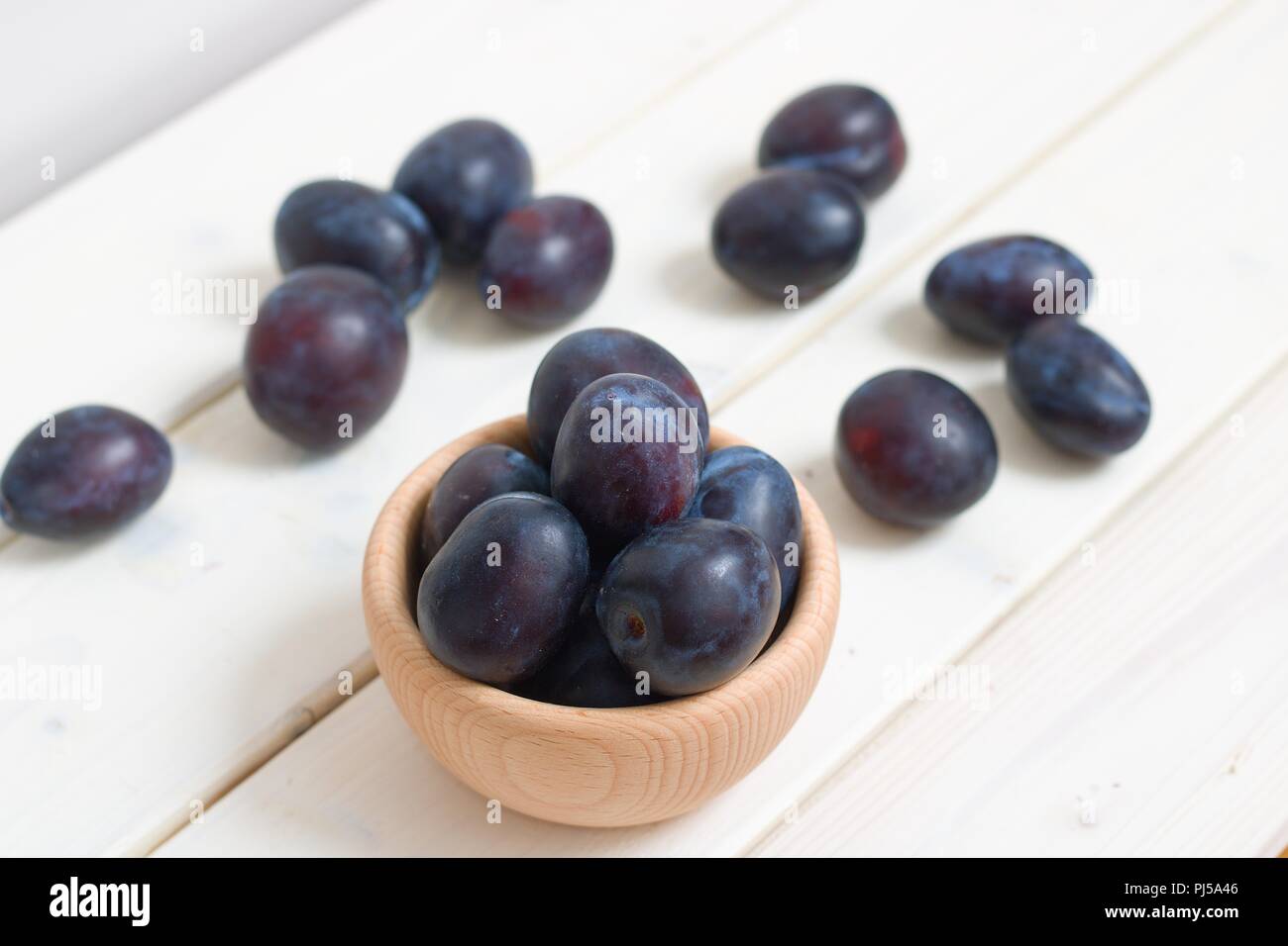 Plums. Healthy natural organic sweet fruit snack Stock Photo - Alamy