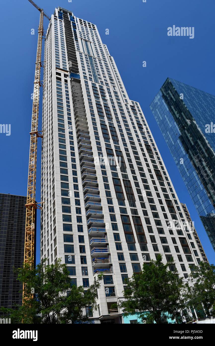 Chicago contemporary architecture hi-res stock photography and images ...