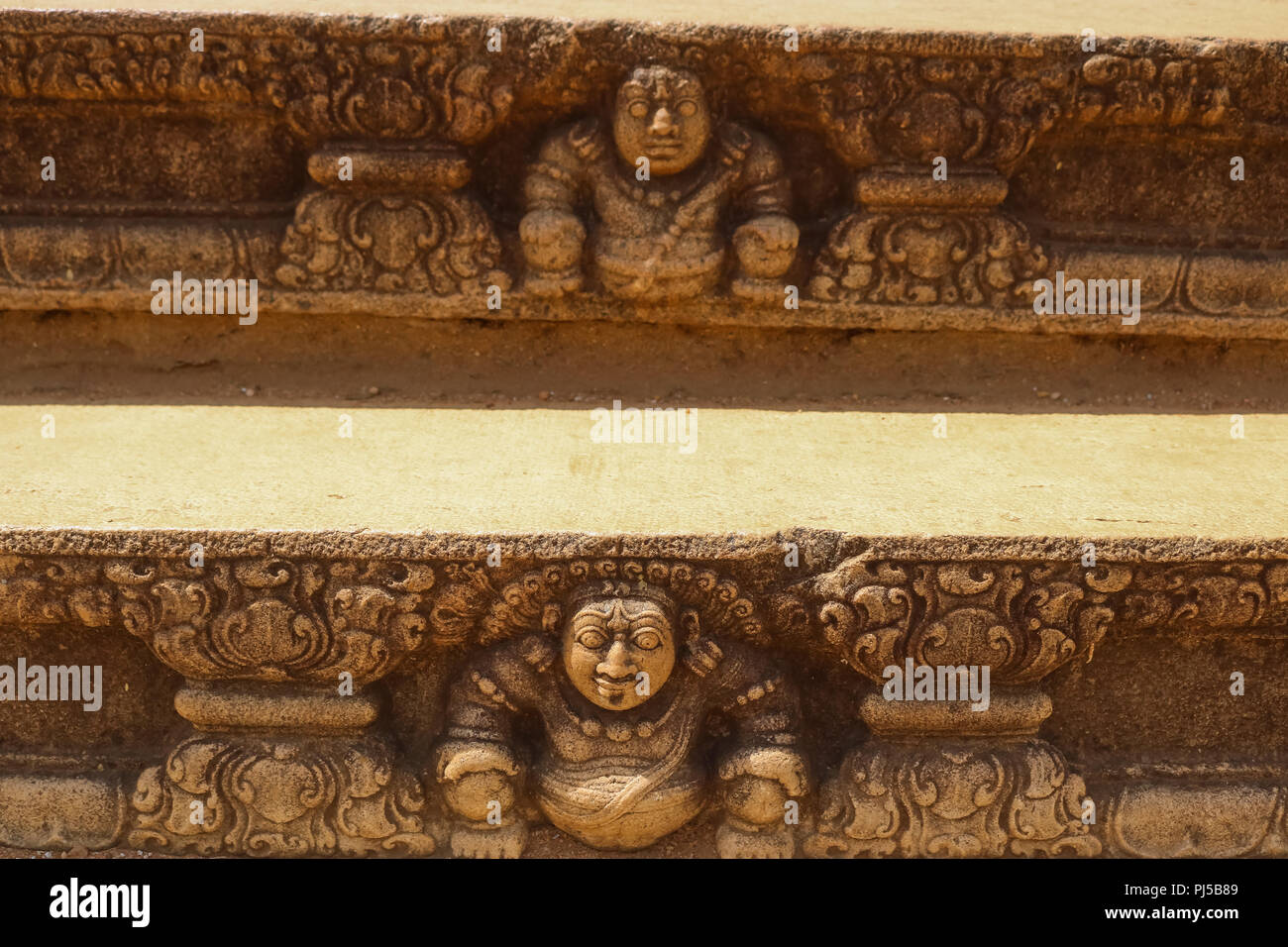 Wamana Rupa, Wamana Figures, Anuradhapura, Sri Lanka Stock Photo - Alamy