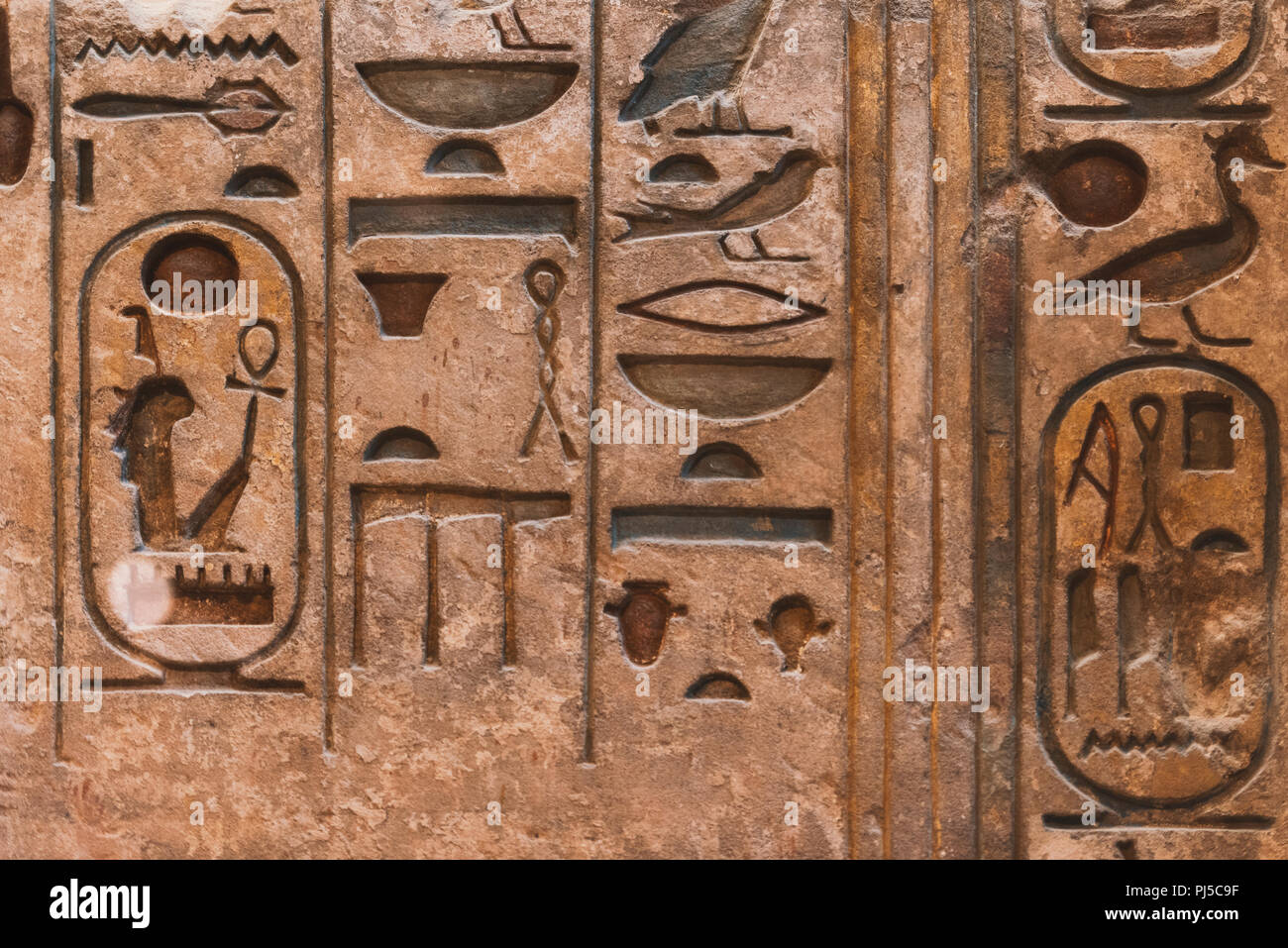 Ancient egyptian hieroglyphs, draws and signs Stock Photo - Alamy