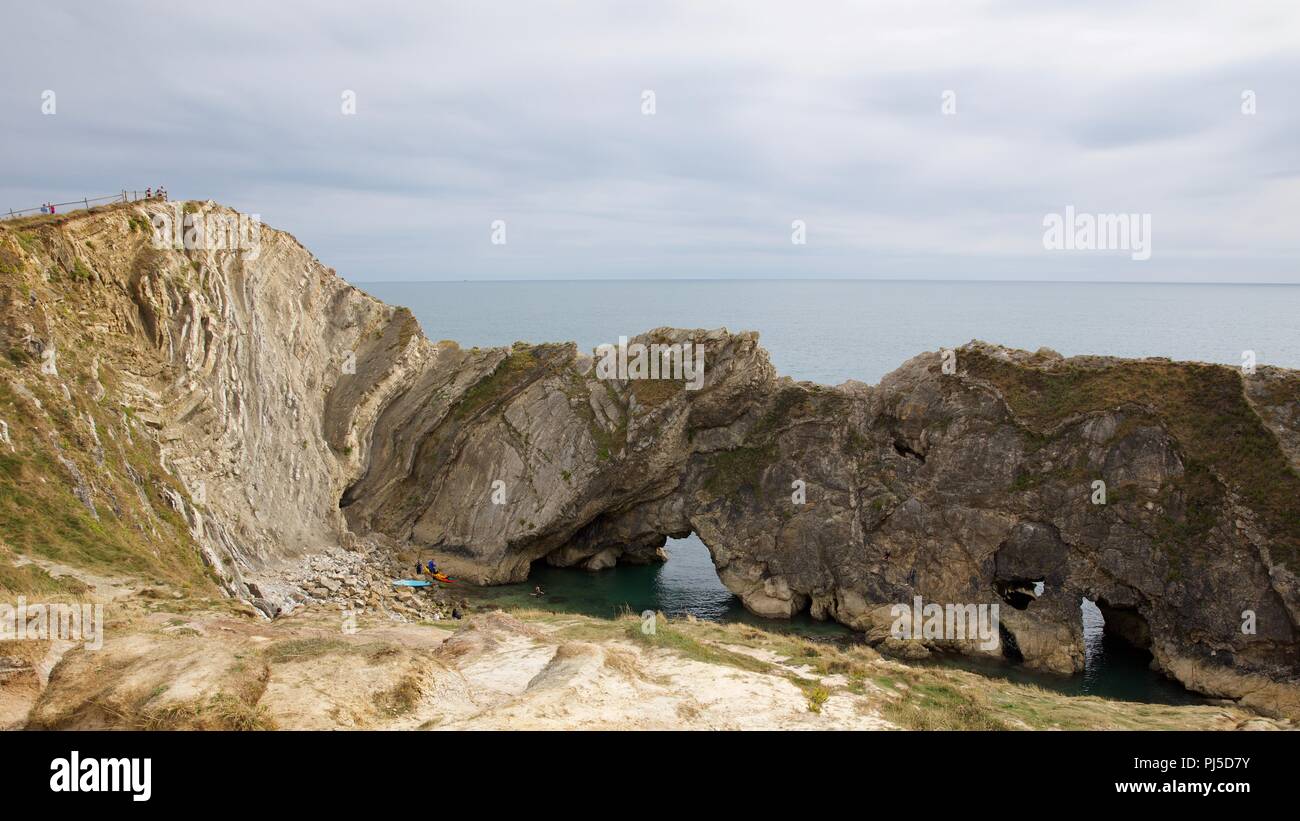 Folded sedimentary rock formations hi-res stock photography and images ...