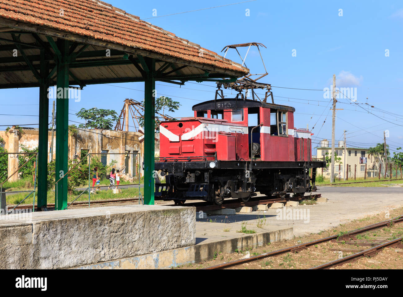 Cuba train station hi-res stock photography and images - Alamy