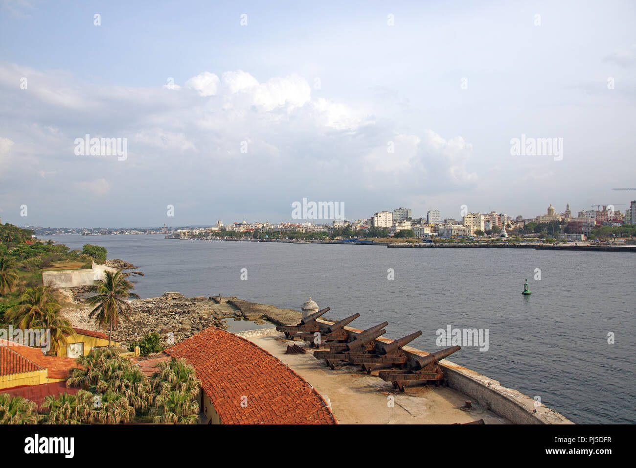 Beautiful cuban architecture hi-res stock photography and images - Alamy
