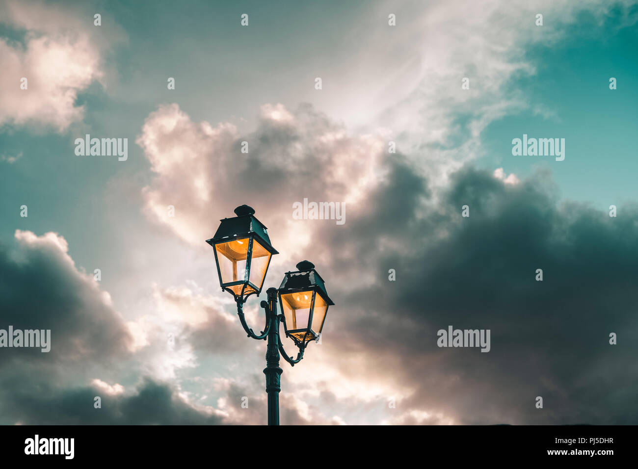 Outdoor natur hi-res stock photography and images - Alamy