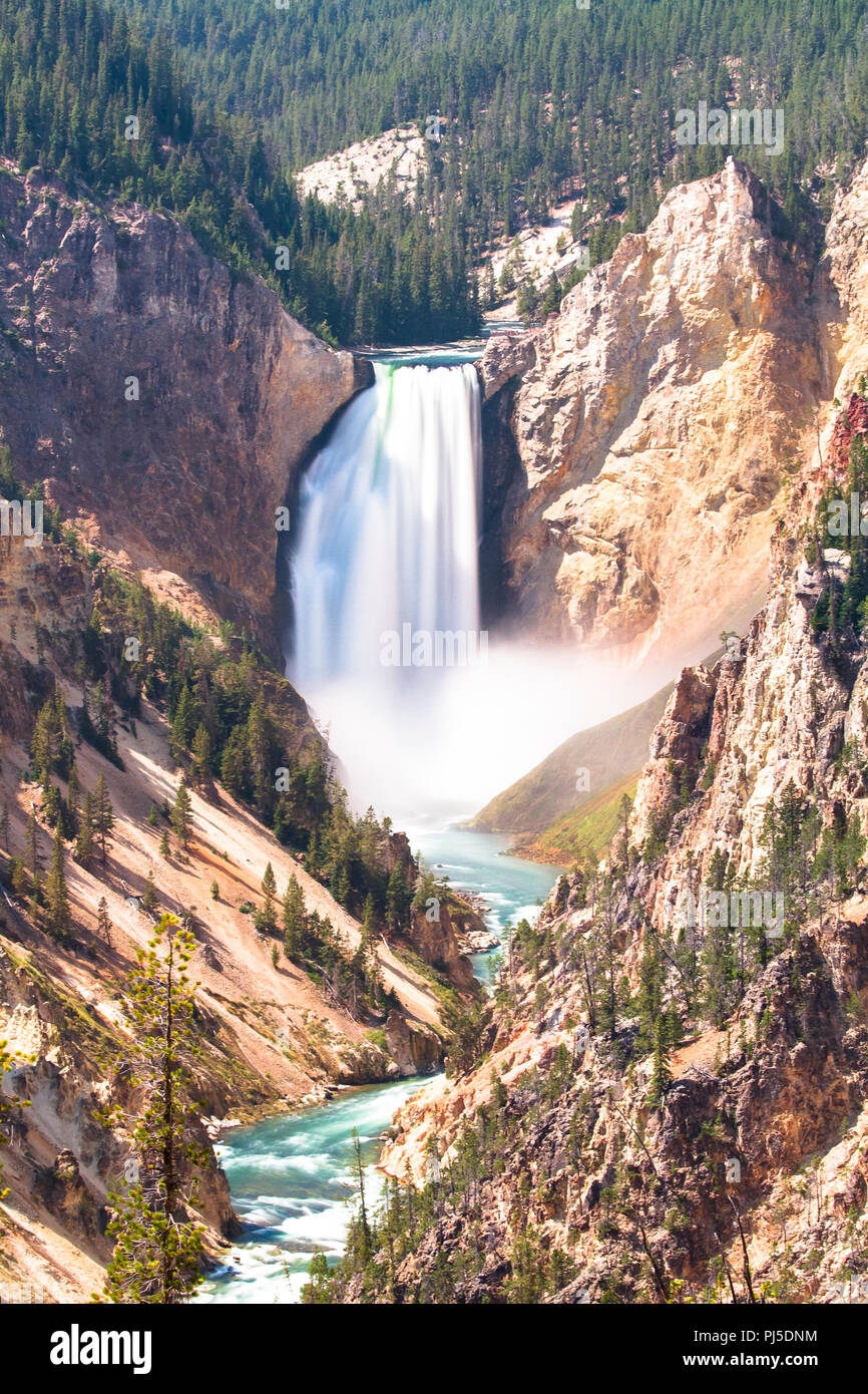 Deep rocky gorge hi-res stock photography and images - Alamy