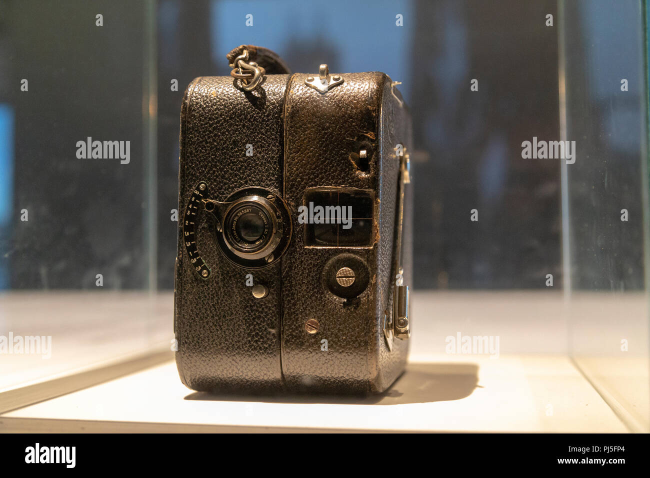 Retro old cameras in Eye Film Museum in Amsterdam, Netherlands Stock ...