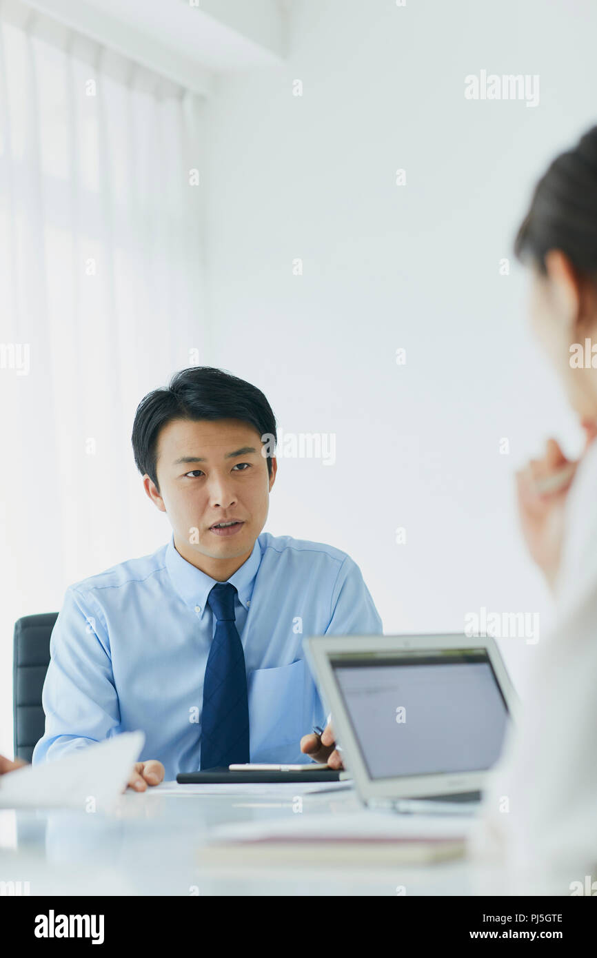 Japanese businessman in the office Stock Photo - Alamy