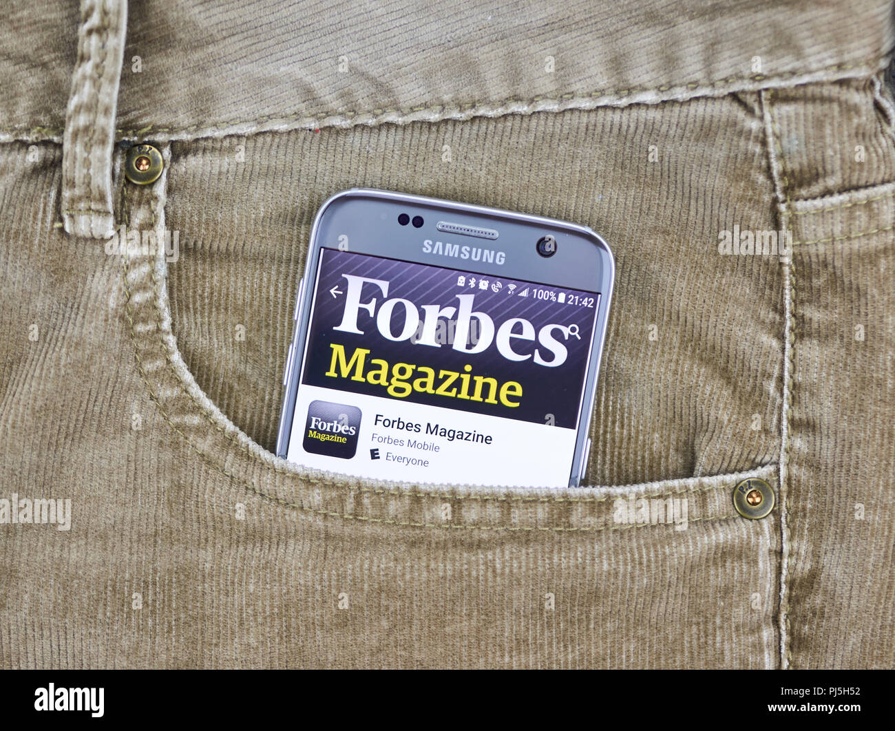Forbes app hi-res stock photography and images - Alamy