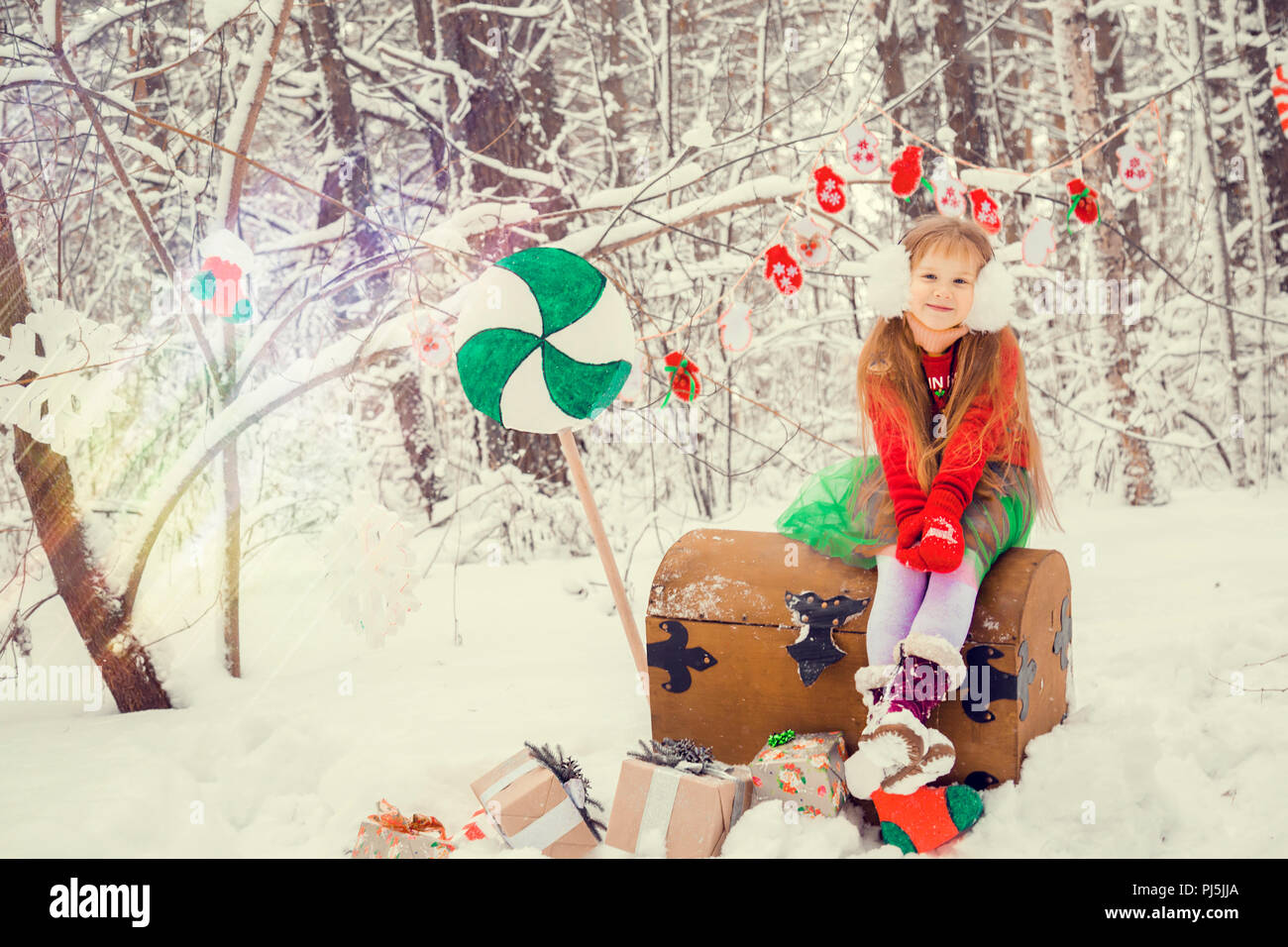 Huge cloak hi-res stock photography and images - Alamy