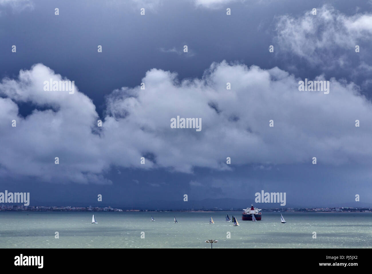 At the shore of tejo river hi-res stock photography and images - Alamy